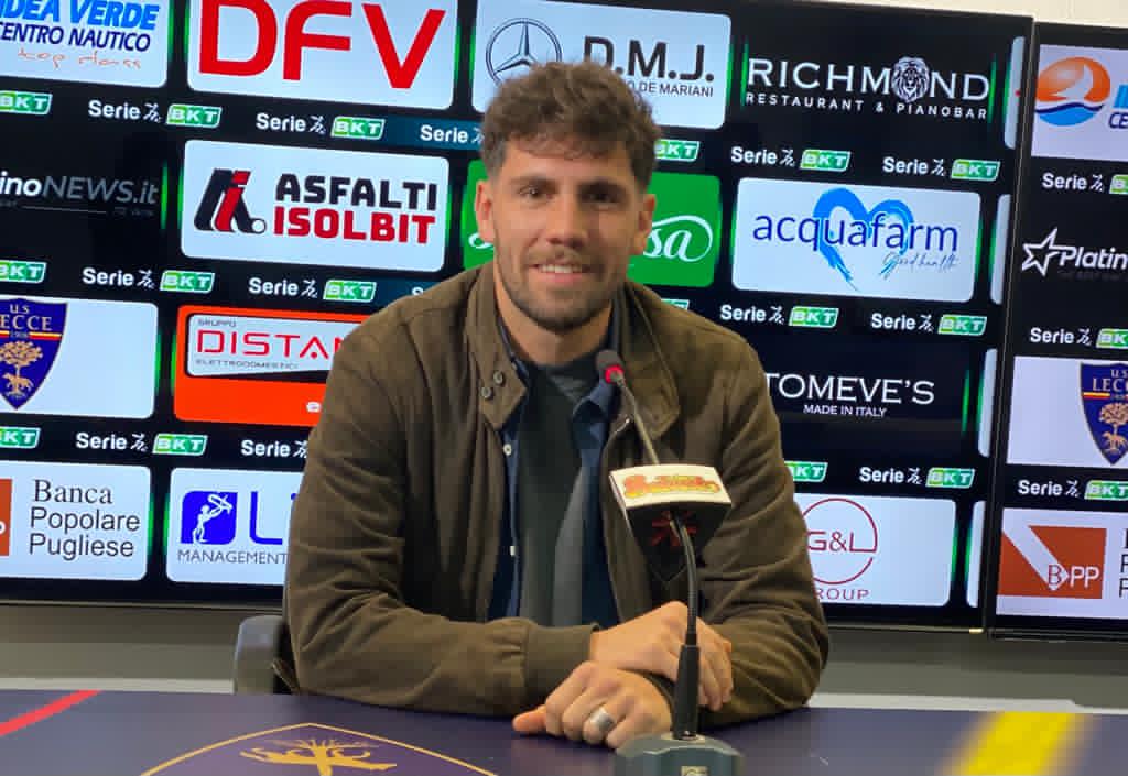 Calabresi: "Tutto quello che ho è per il Lecce. Mio padre? Felicissimo ...