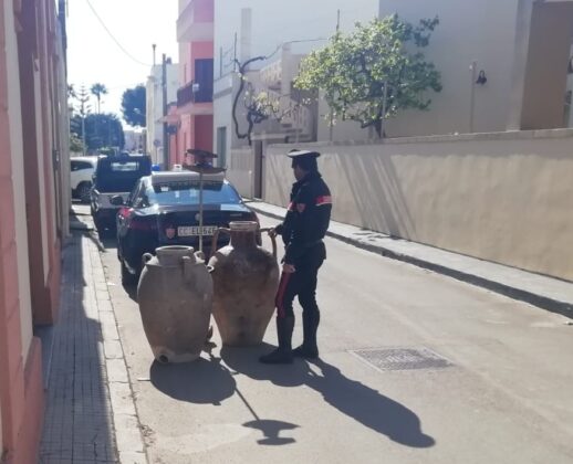 Due conviventi tentano un furto in appartamento, i carabinieri li ...